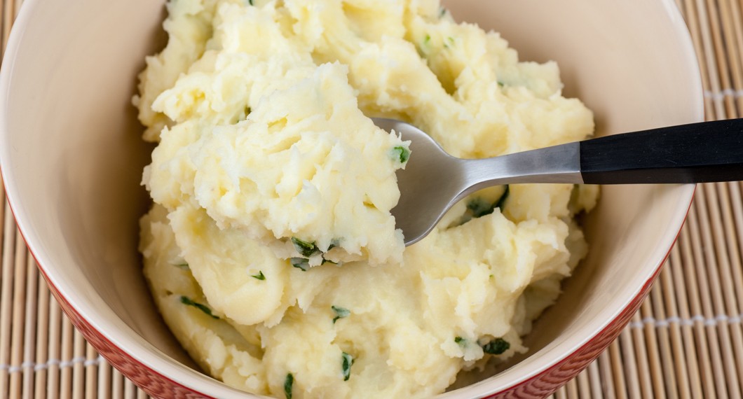 Potatismos med basilika och parmesan | Receptfavoriter